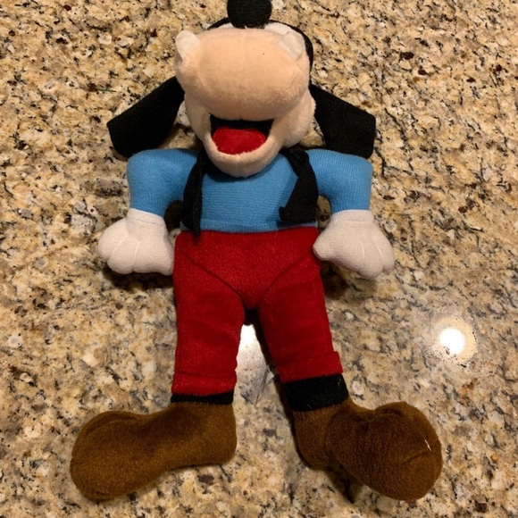 Disney | Toys | Disney Goofy Vintage Plush | Poshmark